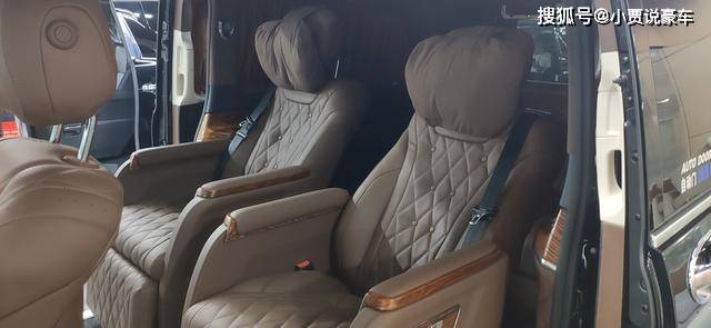 奔驰V260L七座商务车迈巴赫VS980的车舱内饰改装_搜狐汽车_搜狐网