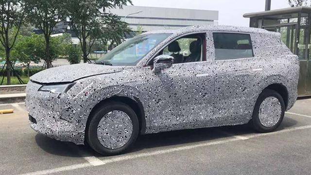 续航超500km/年内上市 又一自主新能源全新SUV曝光_搜狐汽车_搜狐网