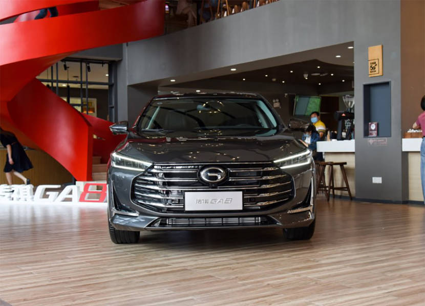 【帮你选车】轴距超帕萨特 起售价15.68万 传祺GA8能否在市场立足_搜狐汽车_搜狐网