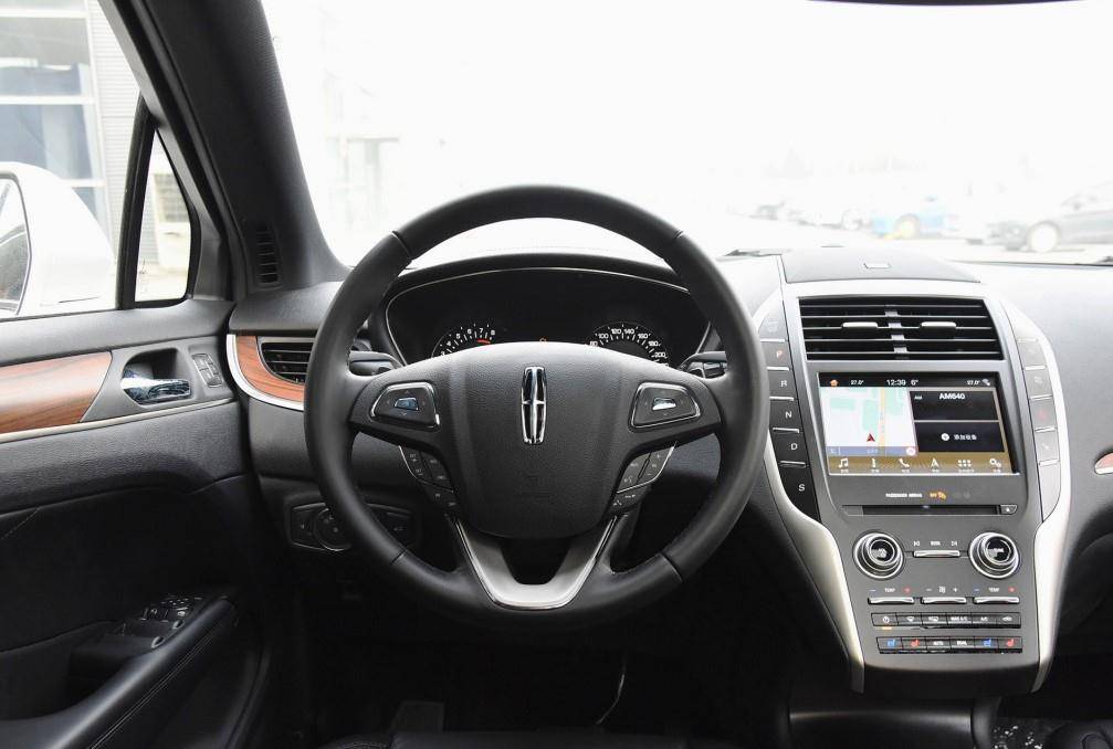 开过凯迪拉克XT4，28万又开林肯MKC，比较性价比，车主：差距明显_搜狐汽车_搜狐网