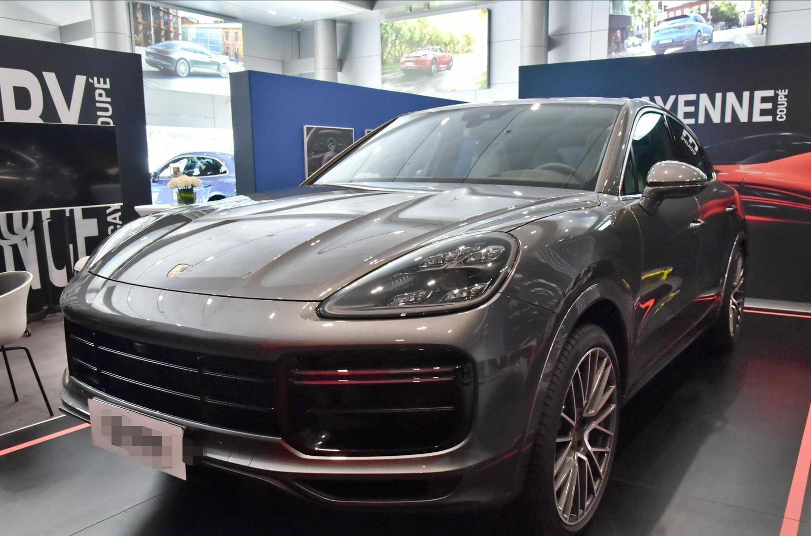 新款保时捷卡宴来袭，4.0T+8AT，预售110万，造型比宝马X6还霸气_搜狐汽车_搜狐网