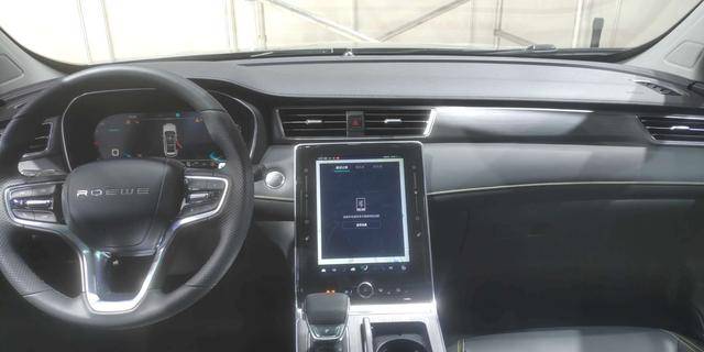 2020北京车展探馆：荣威RX5 ePLUS和ei6 MAX先睹为快_搜狐汽车_搜狐网