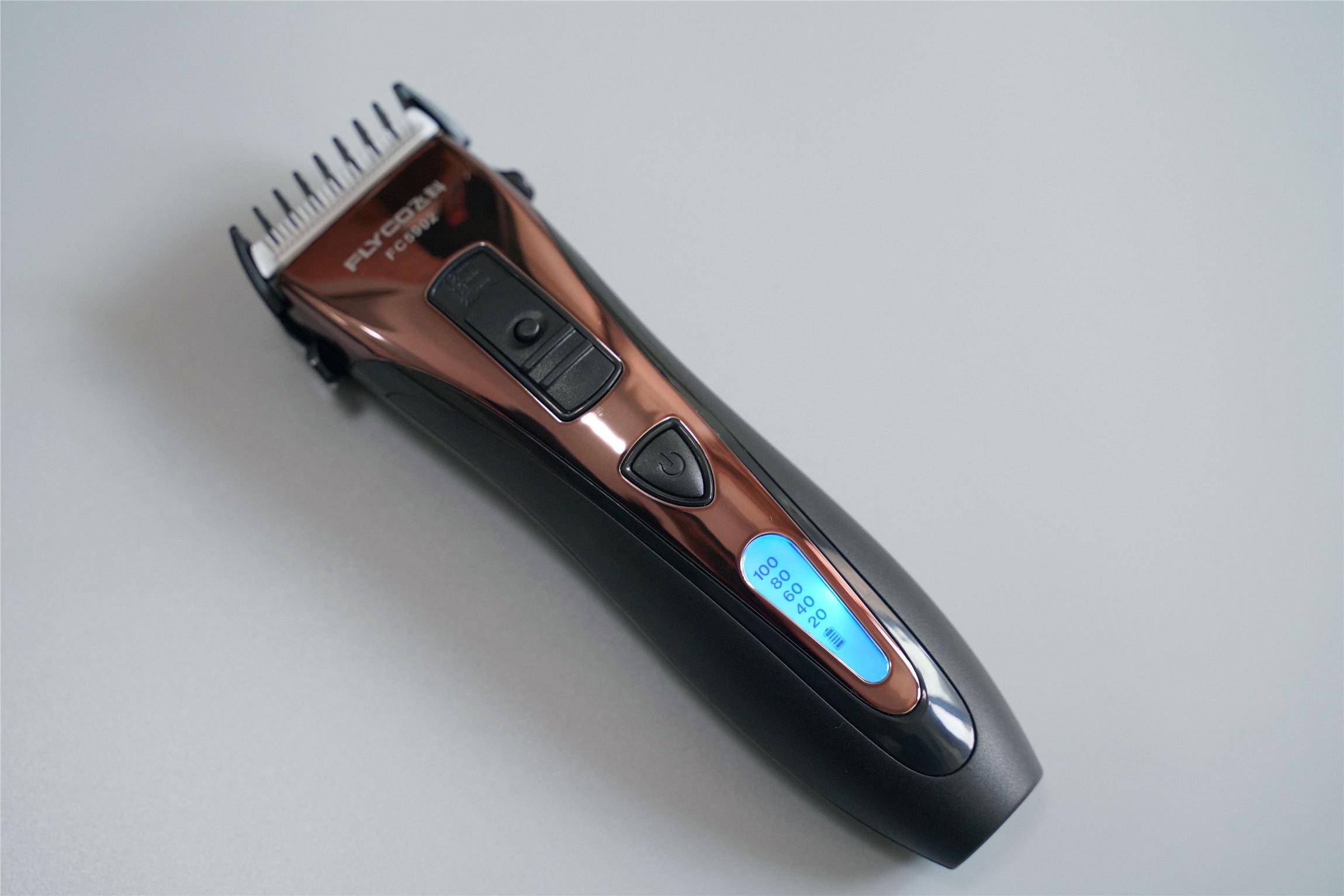 买了把飞科FC5902给我婶，开美发店的她说这电推子真不错_搜狐汽车_搜狐网