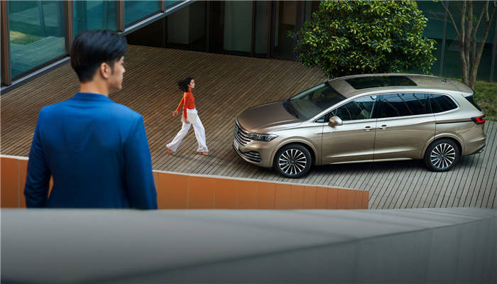 又一款高端MPV即将上市，荣威iM8的销量会好吗？_搜狐汽车_搜狐网