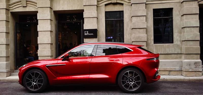 品鉴阿斯顿·马丁首款 GT SUV DBX_搜狐汽车_搜狐网