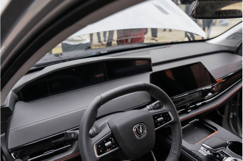 长安UNI-K高调亮相广州车展，配2.0T＋8AT，你期待吗？_搜狐汽车_搜狐网