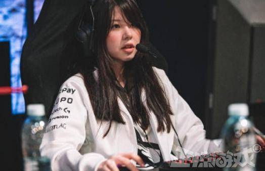 LOL巴西女辅助离队有隐情？忍受了4个月之后，她说出了她的遭遇_Mayumi