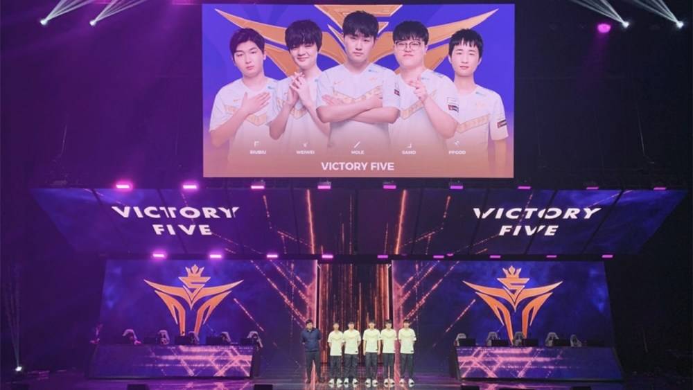 V5真威武，Samd百步穿杨，精准锁定，东北RookieMole真大腿_比赛