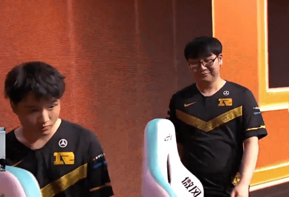 RNG零封DMO！New开心得像个孩子，Letme：GZI0-5开局打成这样，猛_比赛