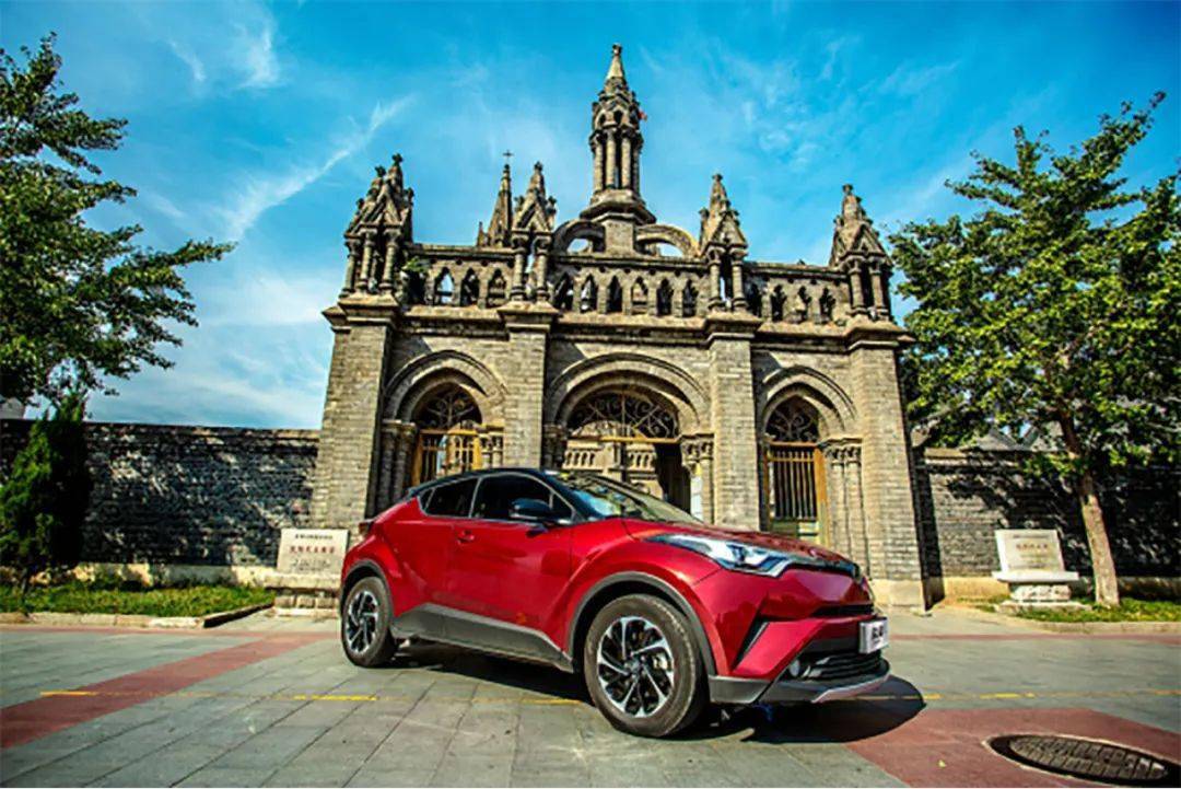 携带TNGA基因 奕泽IZOA助力一汽丰田逐梦SUV市场_搜狐汽车_搜狐网