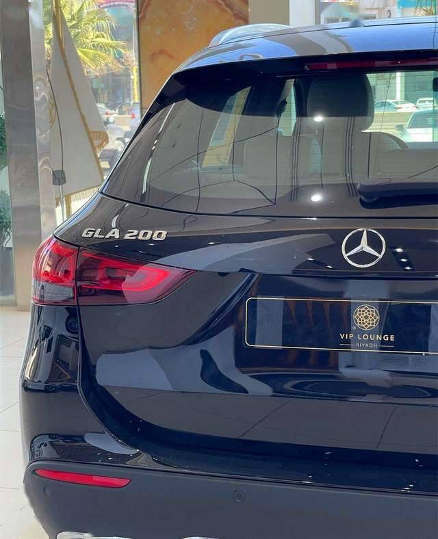 最便宜奔驰SUV出新款，1.3T四缸动力，能扳倒X1和Q3吗_搜狐汽车_搜狐网