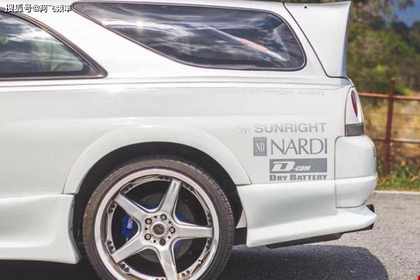 买不到就改一台，日产 GT-R Wagon R33猎装版_搜狐汽车_搜狐网