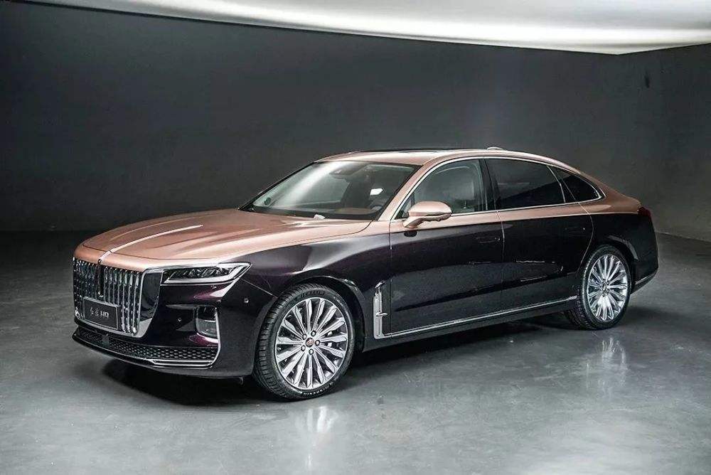 红旗H9 2.5T车型动力曝光，百公里综合油耗9L-搜狐大视野-搜狐新闻