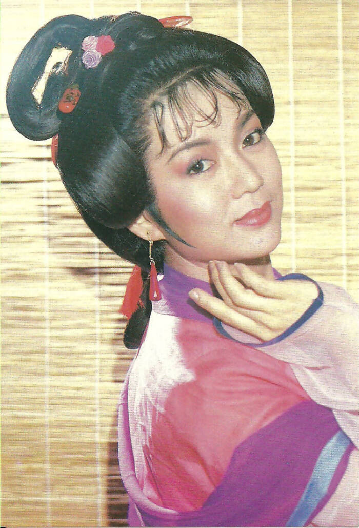 林家栋的女友，是美女巨星冯宝宝的侄女，他俩为何不结婚？_刘德华