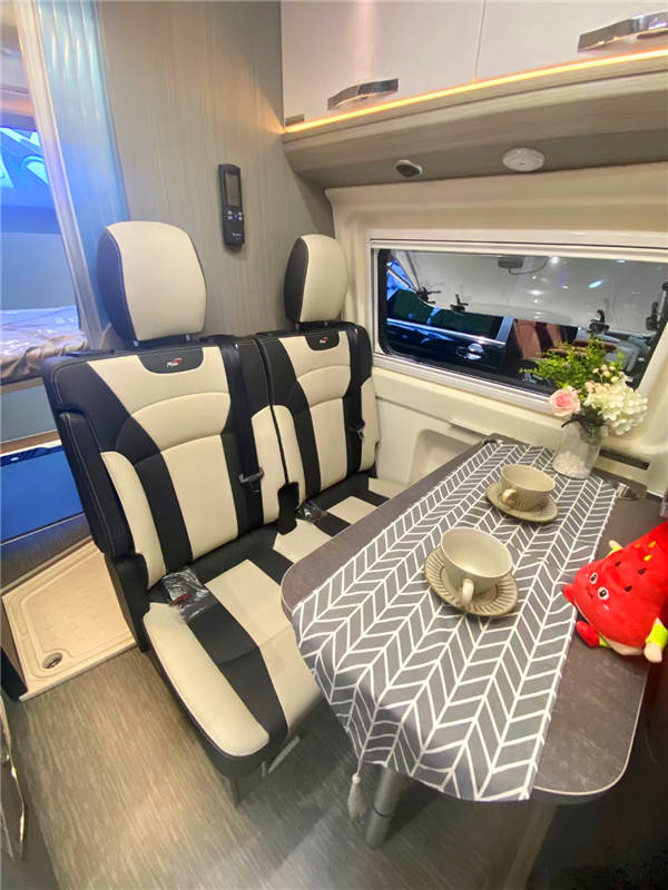 江铃福特新全顺V362定制版，启界R500多功能旅居商务_搜狐汽车_搜狐网