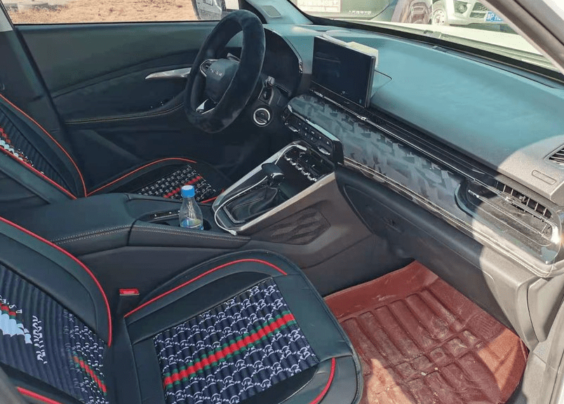 90后买什么车？10万不到入手新宝骏RS-3，1.5T+CVT_搜狐汽车_搜狐网