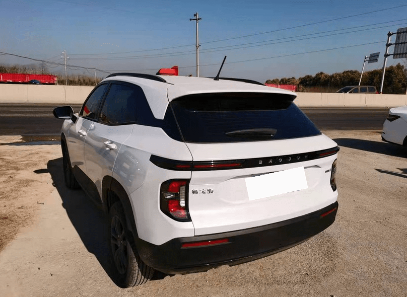 90后买什么车？10万不到入手新宝骏RS-3，1.5T+CVT_搜狐汽车_搜狐网