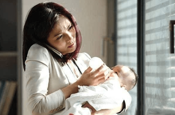 全职妈妈带出的娃更优秀？幼儿园老师：与职场妈妈的孩子区别明显壮壮