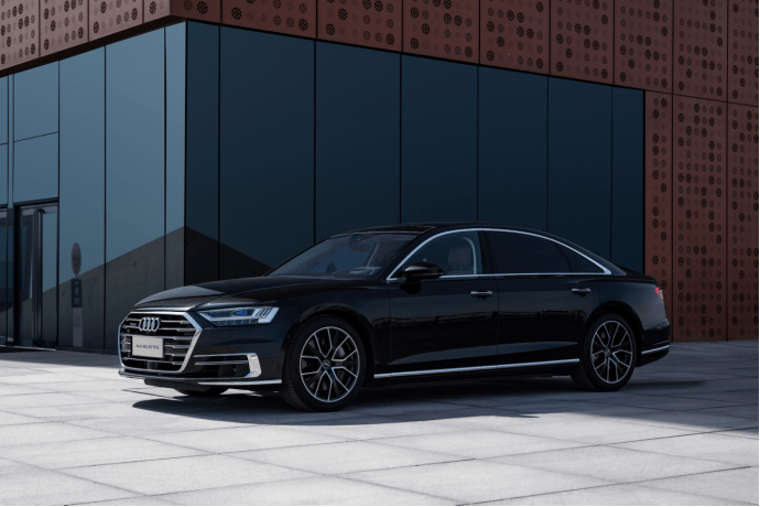 新奥迪A8L 60 TFSI、新奥迪A8L 60 TFSI e震撼上市_搜狐汽车_搜狐网