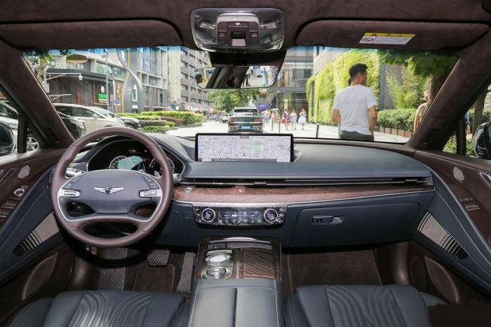 2.5T+8AT+四驱，长近5米的纯进口豪华轿车，带你看捷尼赛思G80_搜狐汽车_搜狐网