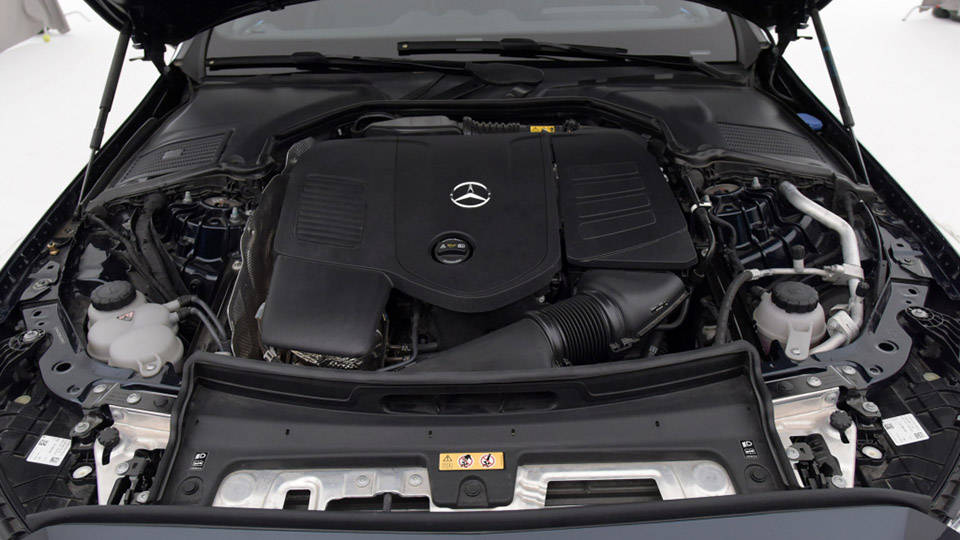 知道奔驰C级全系1.5T，奥迪A4L觉得它又行了？_搜狐汽车_搜狐网