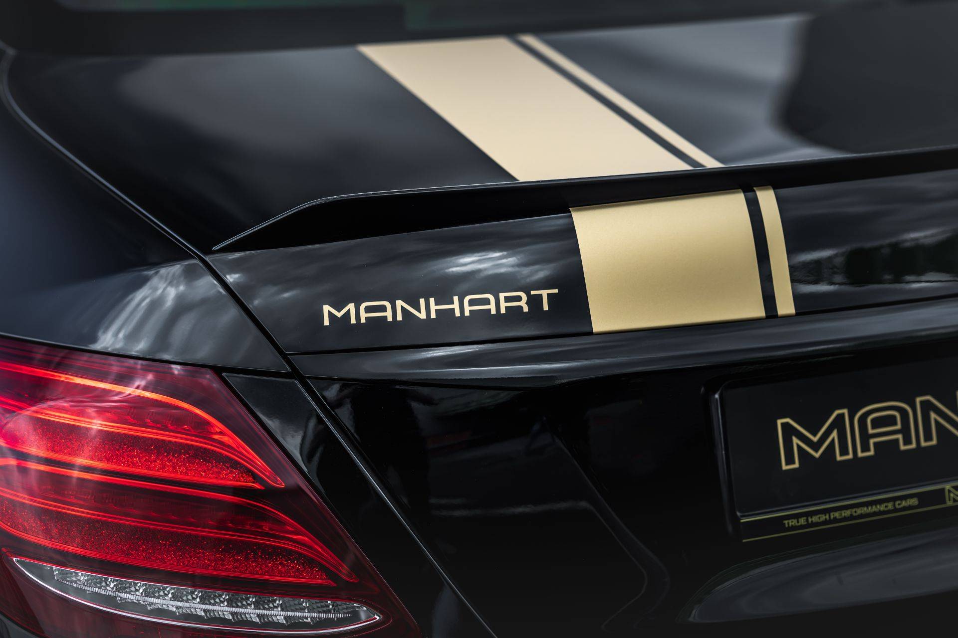 全球限量生产5台，Manhart ER800的大魅力_搜狐汽车_搜狐网