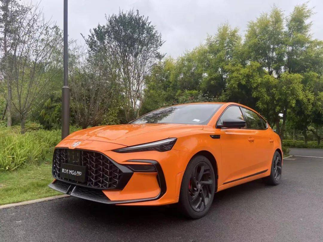 试驾第三代MG6 PRO｜爆改性能车的既视感和体验感，但全是原厂！_搜狐汽车_搜狐网