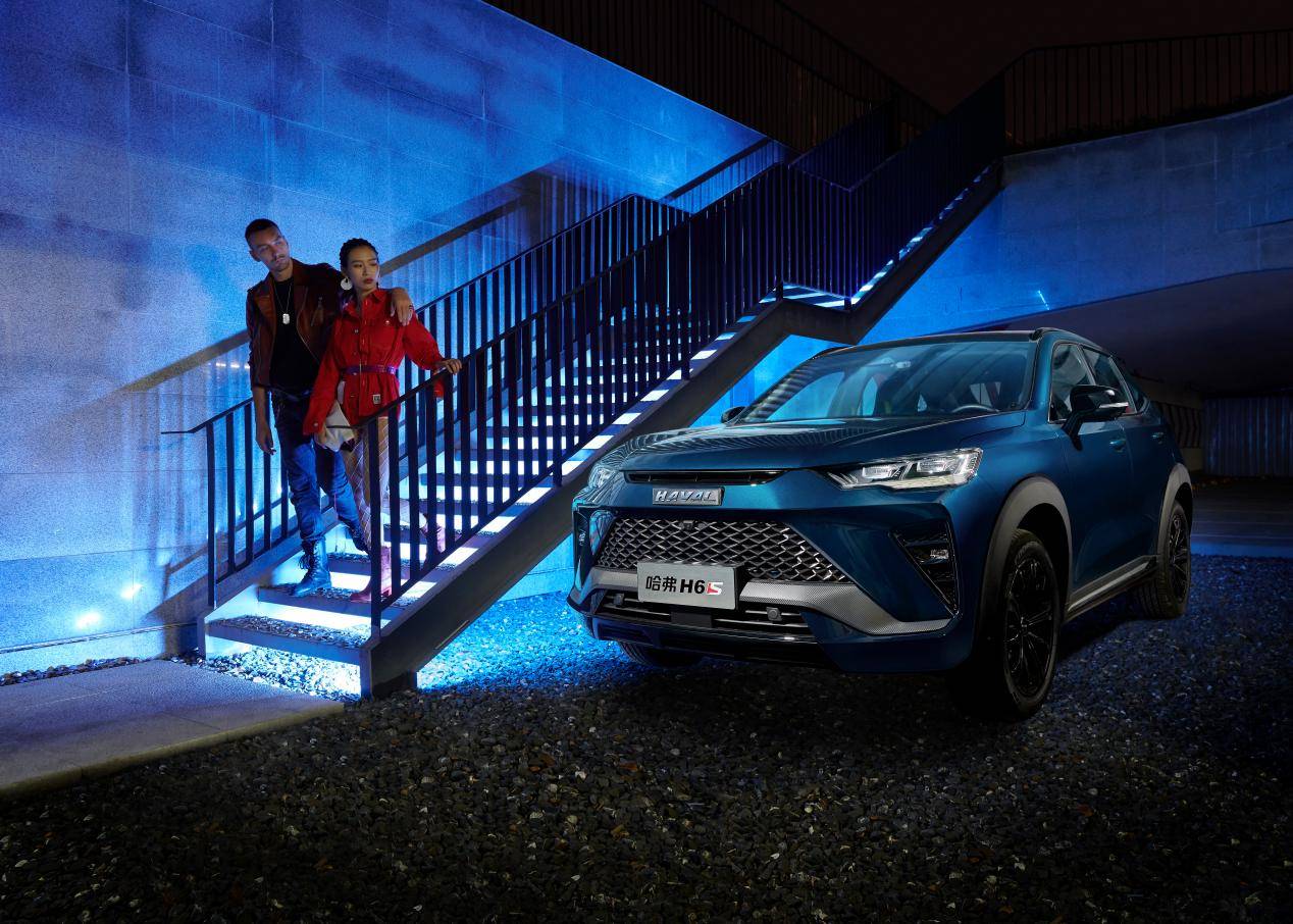 轿跑SUV新标杆——运动潮跑哈弗H6S正式出街 上市指导价13.89万元起_搜狐汽车_搜狐网