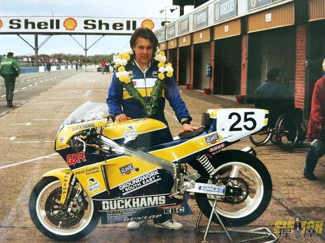 Crighton CR700W 对转子发动机的坚持 对诺顿 RCW588 精神致敬 仅售25台_搜狐汽车_搜狐网