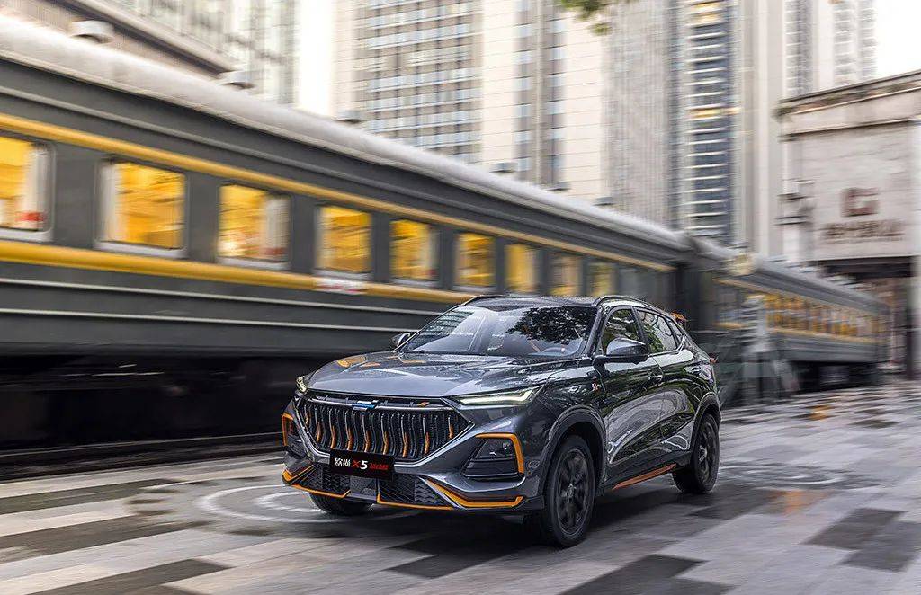 唤醒童年记忆中速度与激情 长安欧尚X5运动版售价10.09万起_搜狐汽车_搜狐网