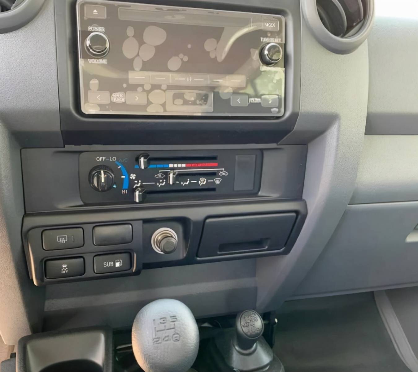 信仰无价的丰田LC78，放错篮子也敢报价240万_搜狐汽车_搜狐网