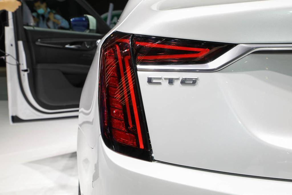 奥迪A6L vs 凯迪拉克CT6，品牌力和性价比的对决_搜狐汽车_搜狐网