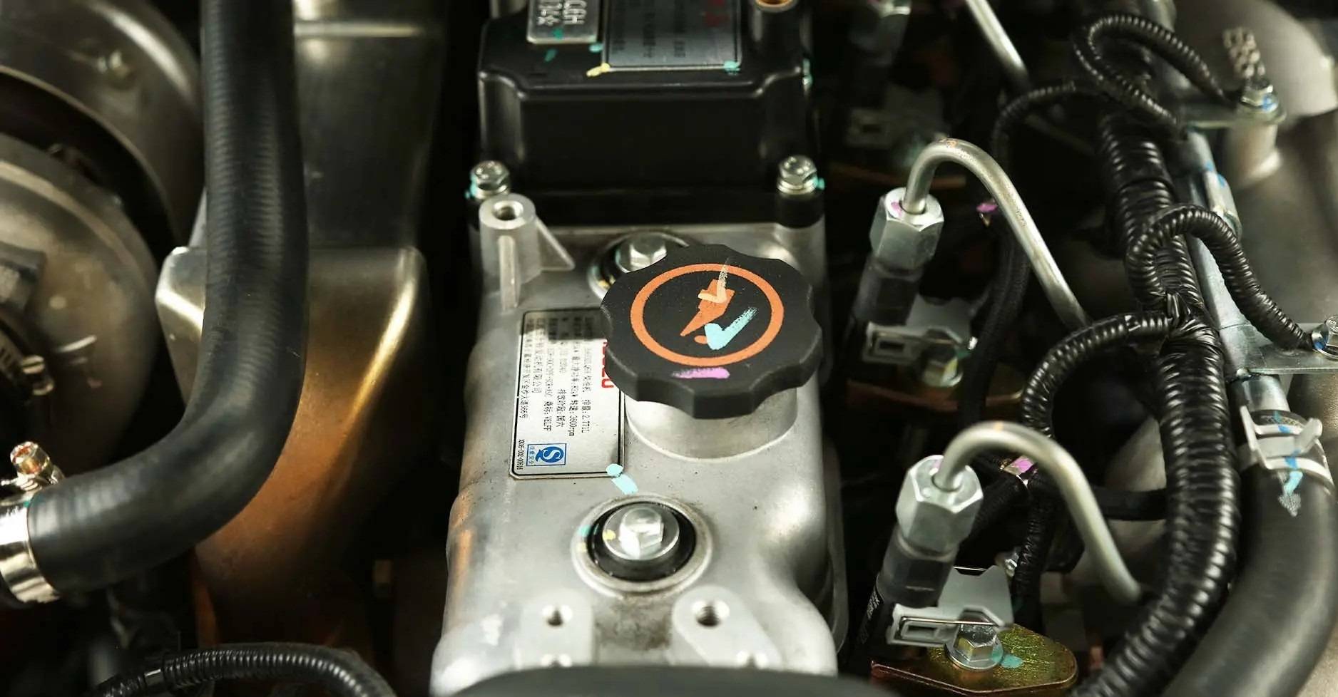 黄海大牛N1S先锋版上市，搭载2.8T发动机，起售价8.38万_搜狐汽车_搜狐网