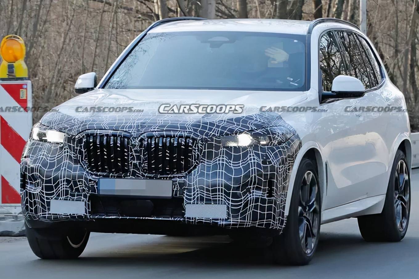 国产没来之前宝马X5新款来了 升级14.9英寸大屏 年内发布_搜狐汽车_搜狐网