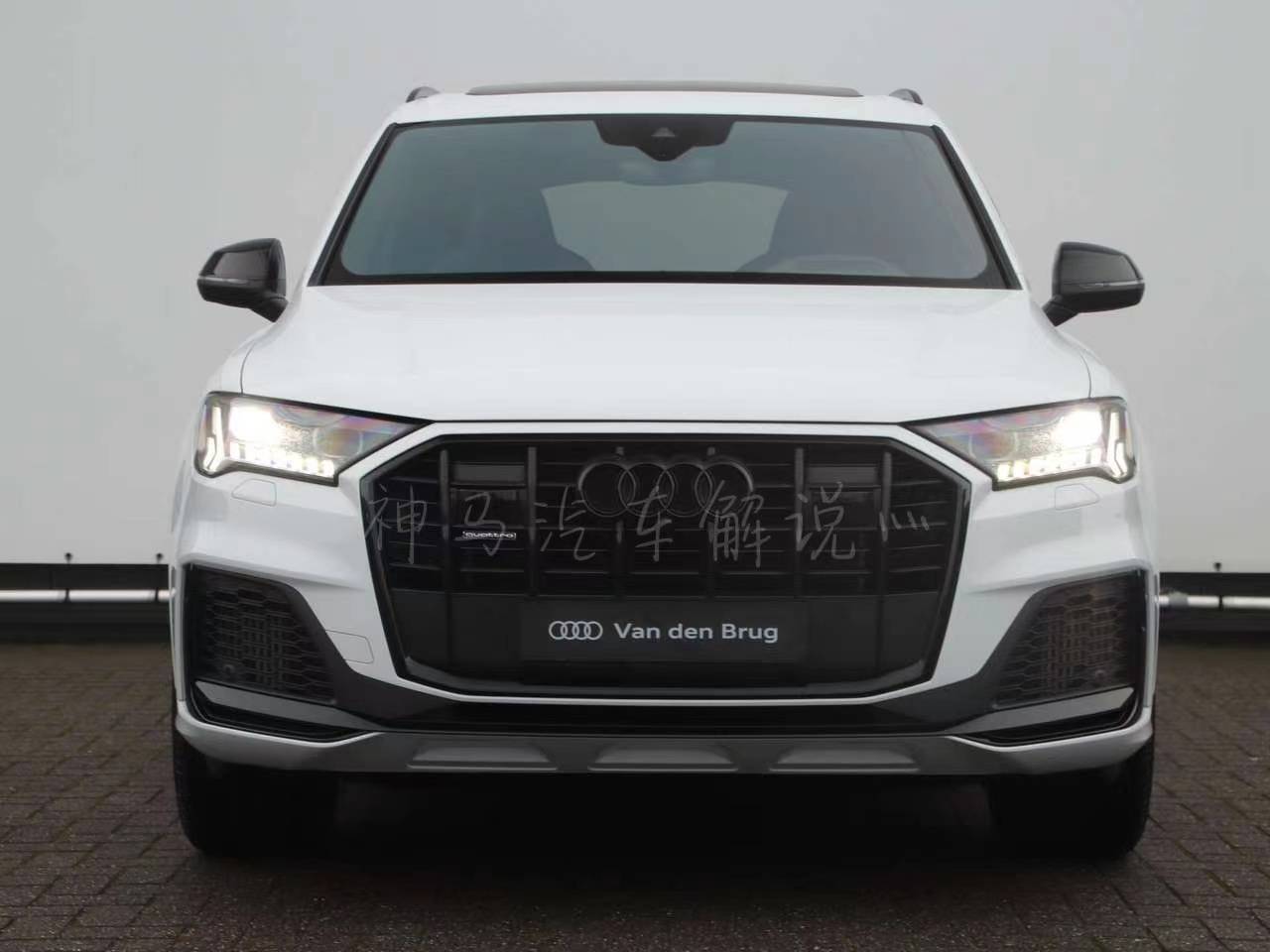 新款奥迪Q7进店实拍！颜值大增，空间媲美宝马X5，3.0T+四驱，霸气_搜狐汽车_搜狐网