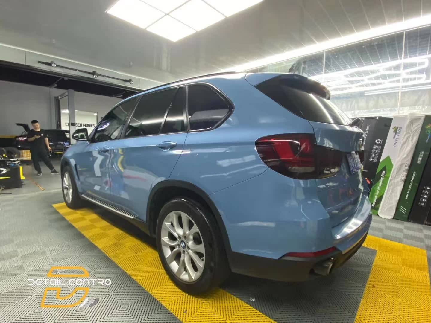 SKTO改色膜：宝马 X5颜色瓷器蓝_搜狐汽车_搜狐网