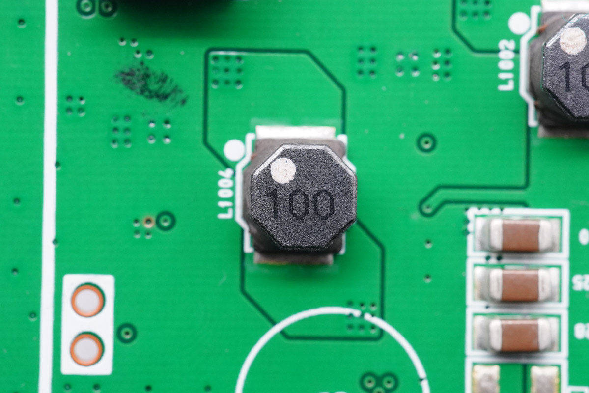 内置JHL6540雷电芯片，LG 5K 27寸显示器拆解_接口_支持_外置