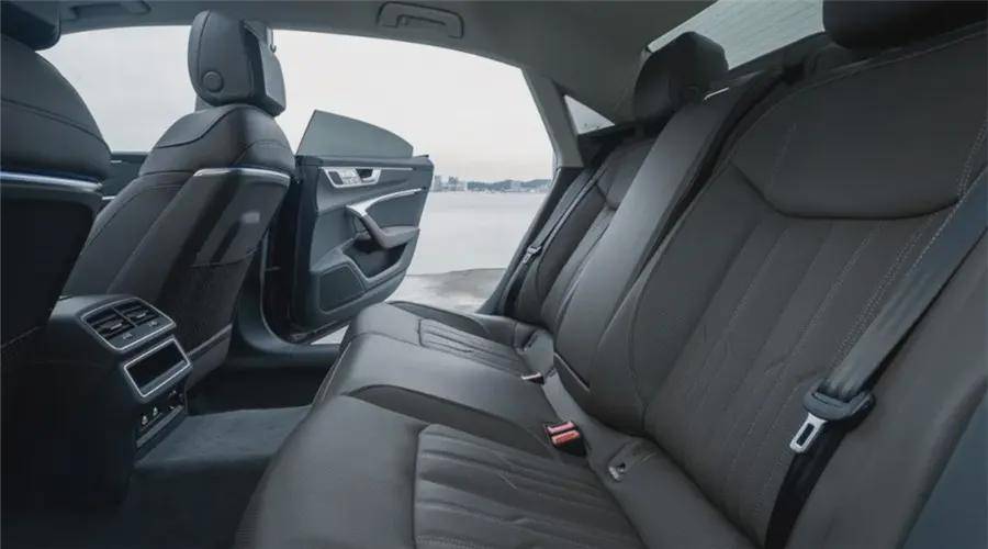 无框车门也能商务范？上汽奥迪A7L搅局豪华市场,“567E”格局初现_搜狐汽车_搜狐网