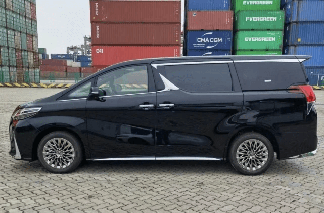 雷克萨斯LM350现身国内，搭3.5L V6发动机，网友：加价超百万？_搜狐汽车_搜狐网