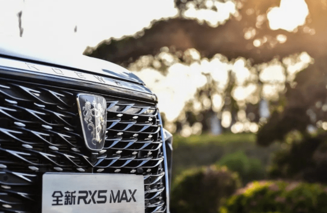 荣威RX5MAX拥有的不仅是外观，还有洛神智能座舱享受越级驾乘_搜狐汽车_搜狐网