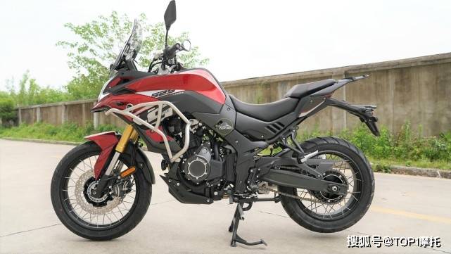 大幅度升级之后再无短板——无极DS525到店实拍_搜狐汽车_搜狐网