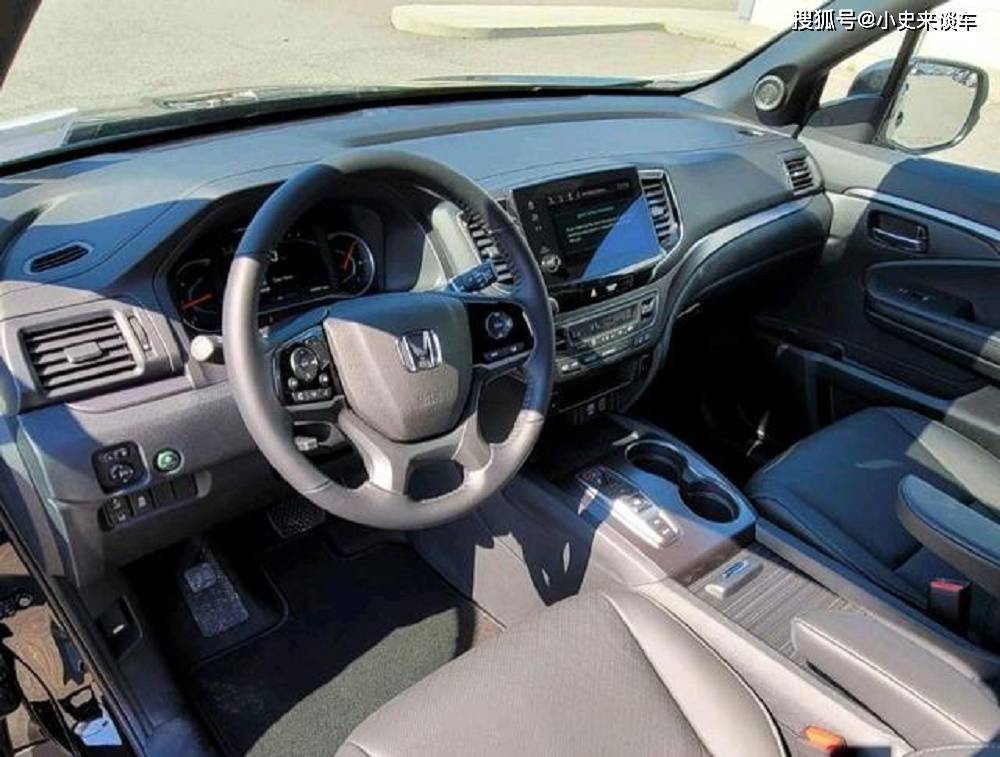 本田七座版CRV实车亮相！预售16万配2.0T+9AT，外观硬朗还配四驱_搜狐汽车_搜狐网