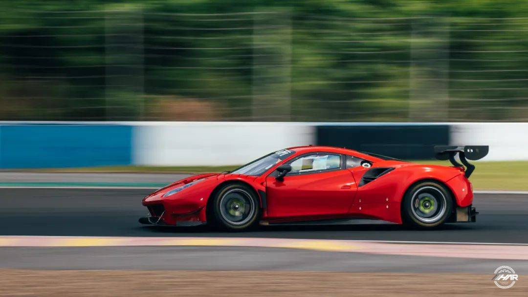 Racing With Ferrari 法拉利客户车队和谐赛车扬帆起航_搜狐汽车_搜狐网