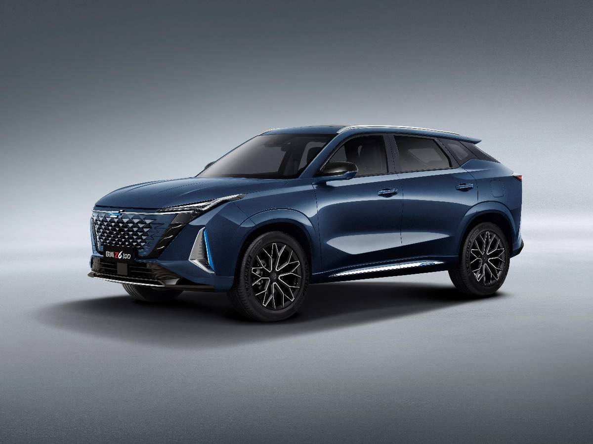 综合续航1200km，欧尚Z6蓝鲸iDD全域混动预购价15.58万起_搜狐汽车_搜狐网