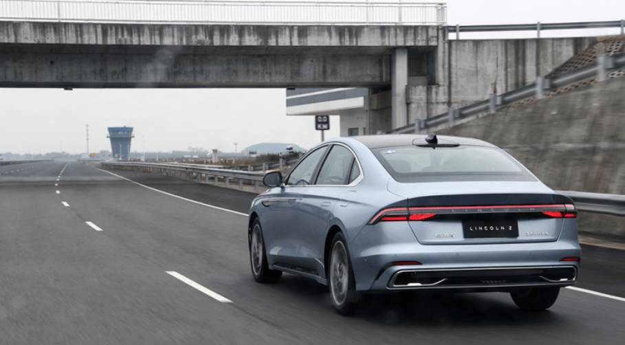 新秀PK老将，林肯Z对比奥迪A4L，谁更值得买？_搜狐汽车_搜狐网