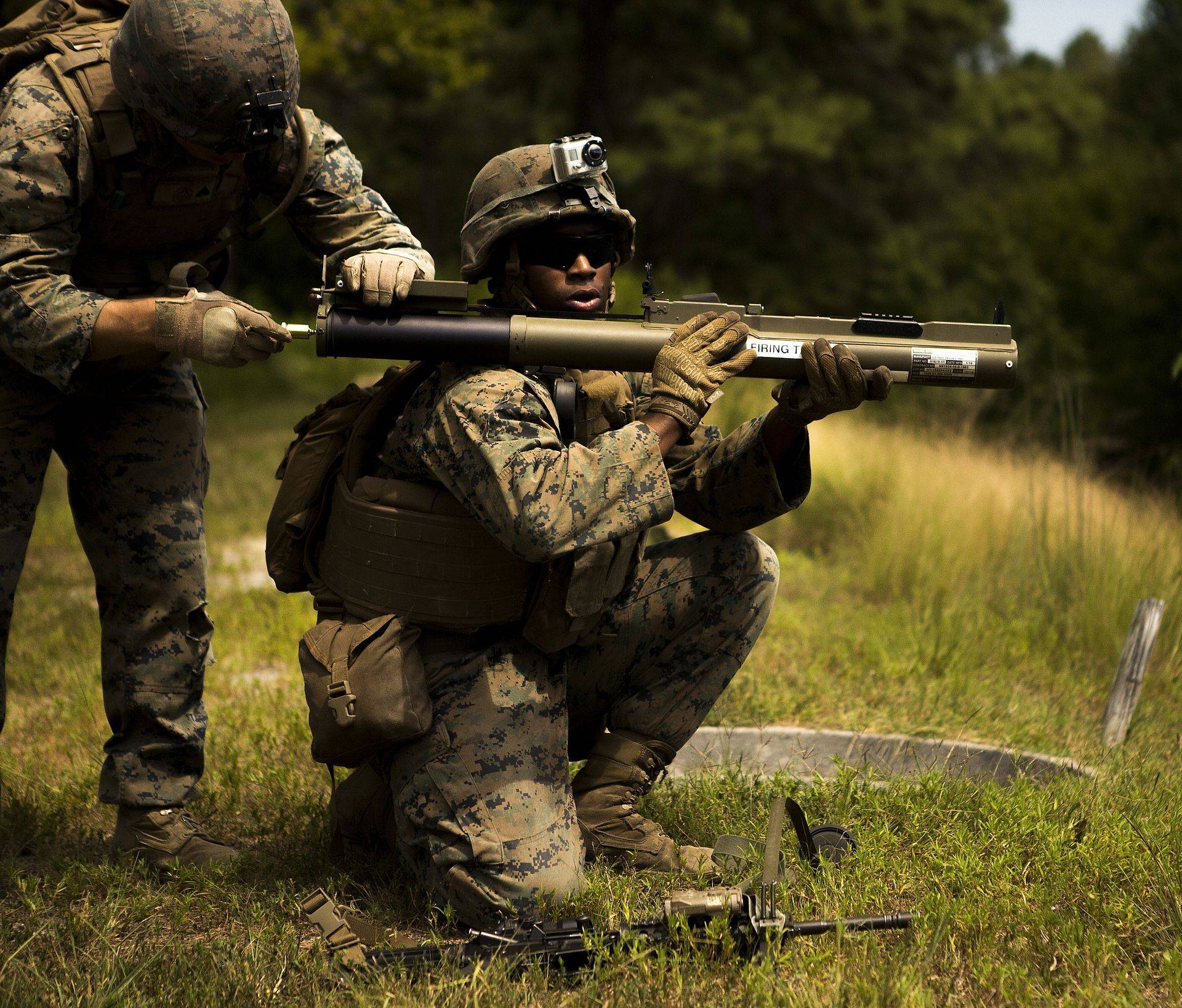 加拿大M72短程反装甲武器_步兵武器_掩体_训练