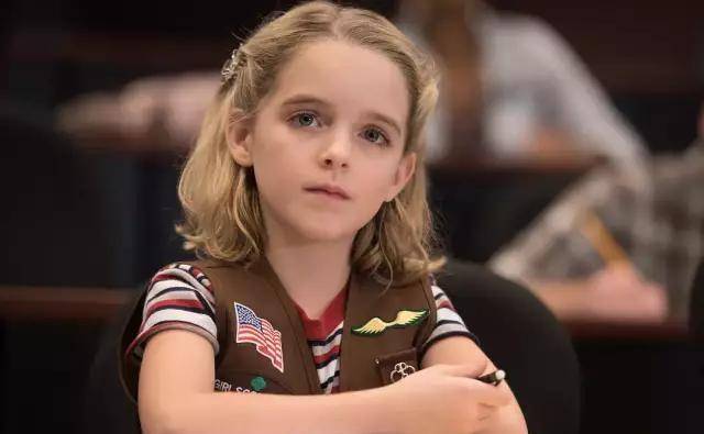 13岁当好莱坞制片人，出演26部作品，她是艾玛沃特森接班人？_麦肯娜·格瑞斯_电影_挑战