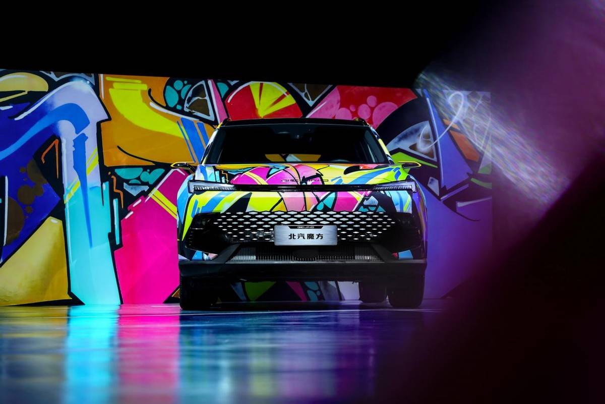 北汽魔方与长安UNI-T，实力大对比，到底差距在哪？_搜狐汽车_搜狐网