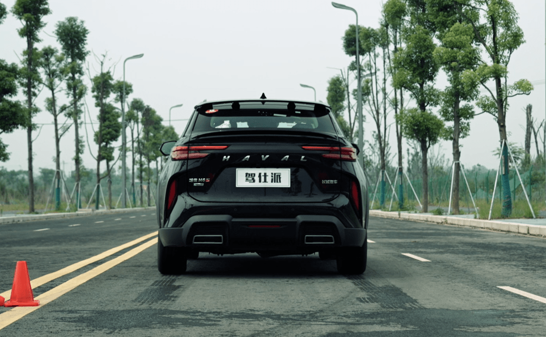 评测哈弗H6S：混动SUV不仅省油，也可以很快！_搜狐汽车_搜狐网