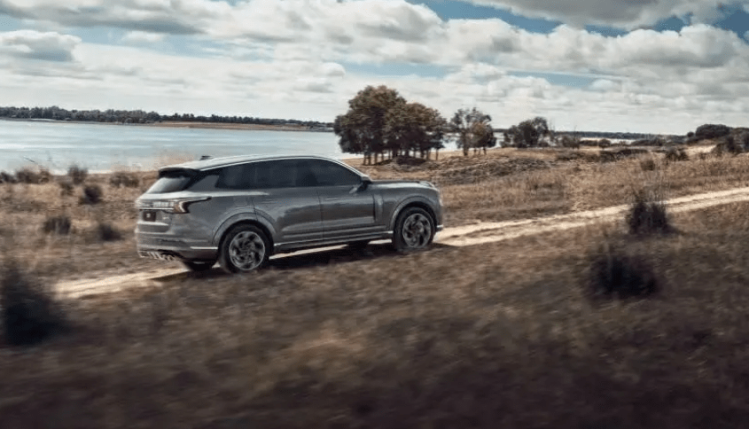 Fyra系统加持，领克09带你奔赴山海_搜狐汽车_搜狐网